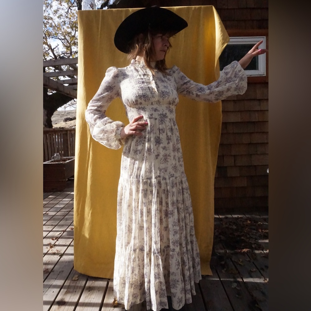 Rare 70’s Vintage Gunnie Sax Dress - Gem